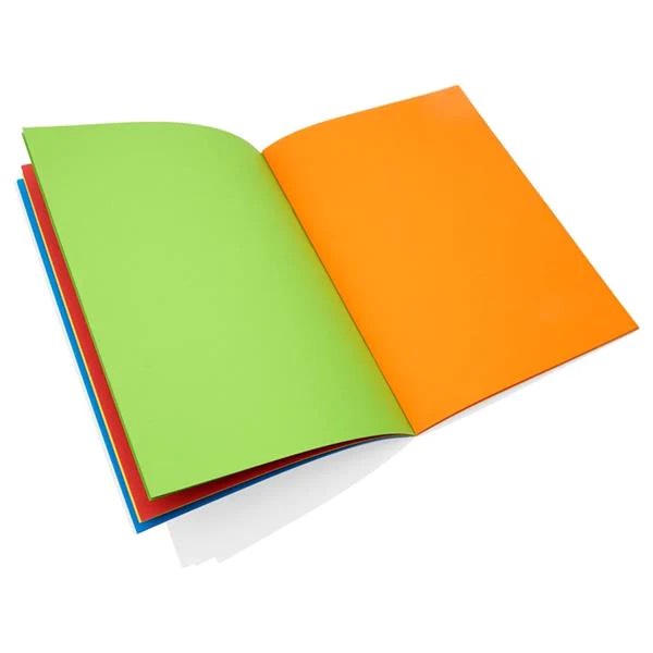 WeeOnes. 1758-SCRAPBOOK A5 - PLAIN COLOURED SHEETS
